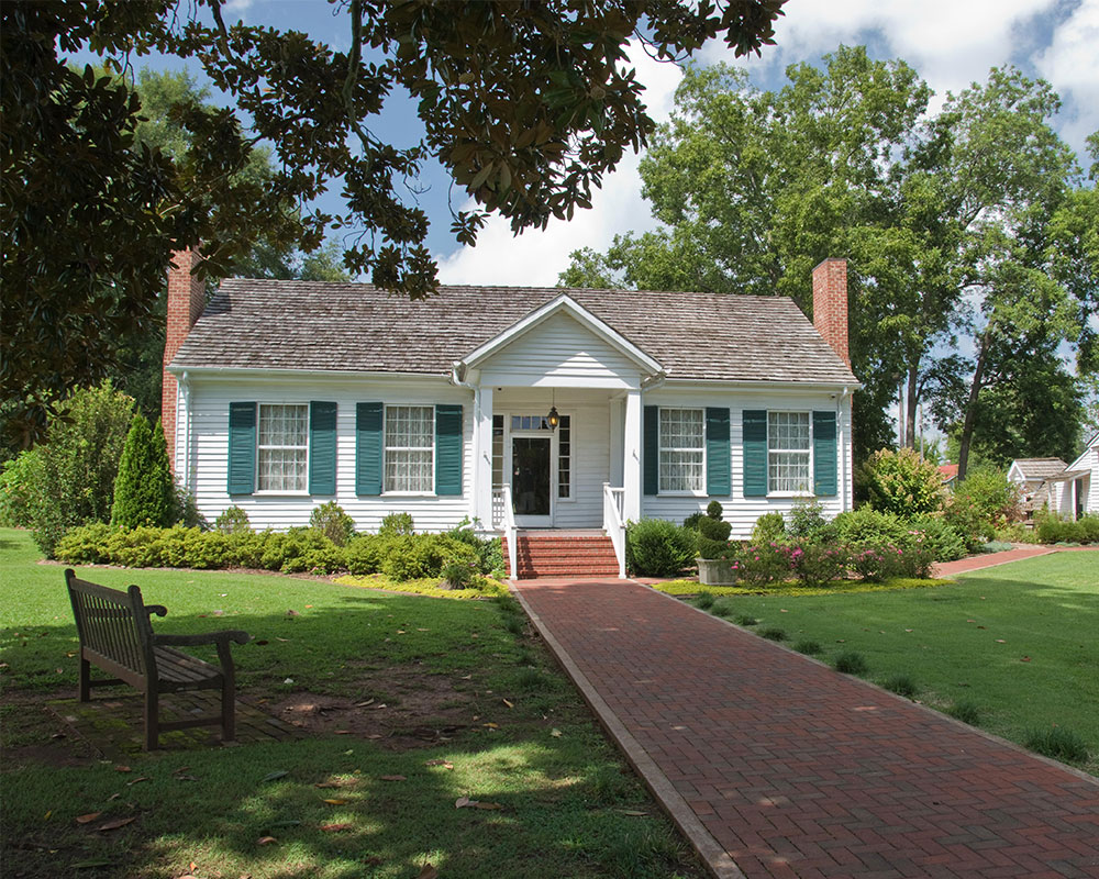 Quote Helen Keller House